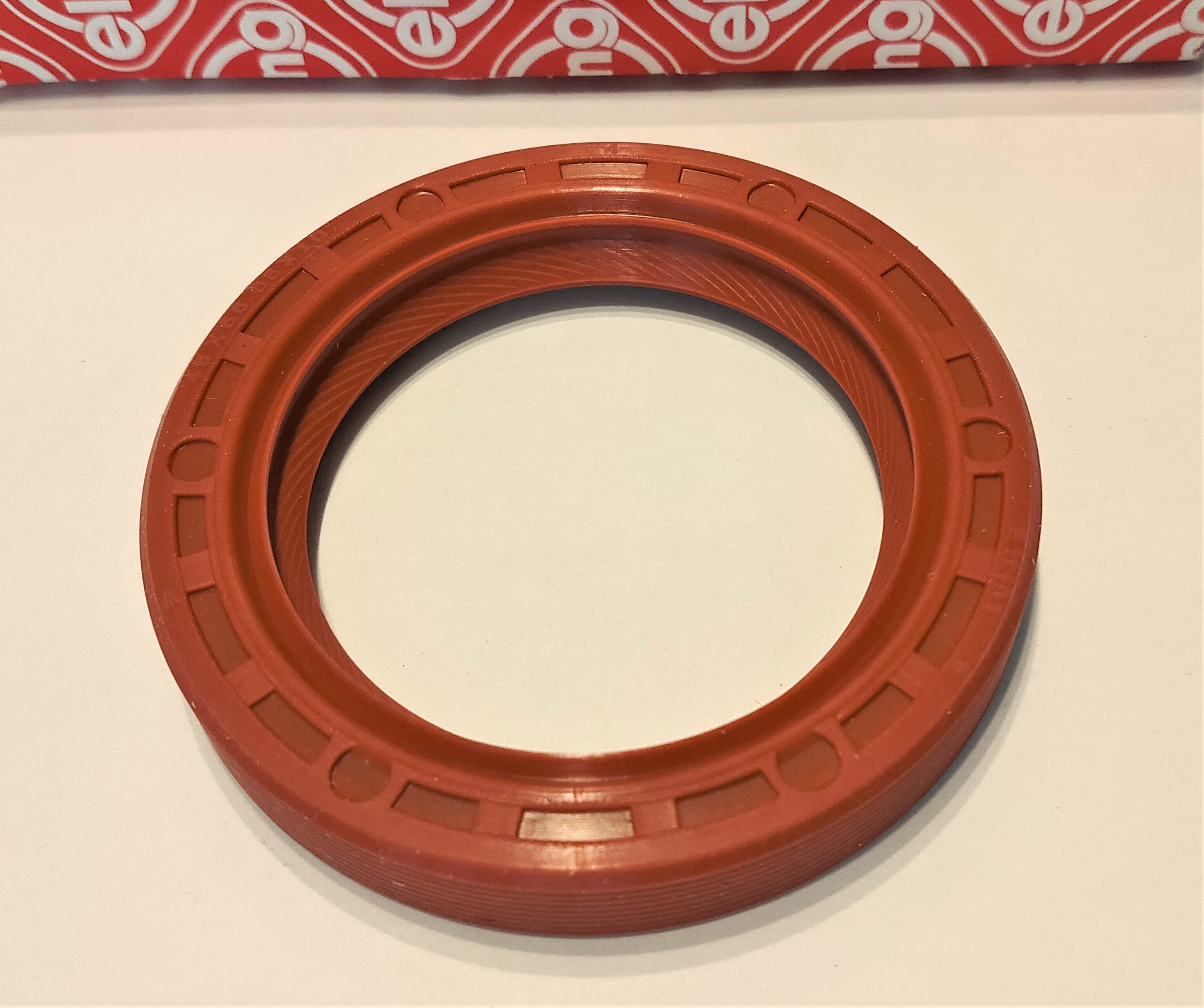 サーブ 90 99 C900 9000 NG900(GM900) 9-3 9-5 クランクシャフトシール フロント側【新品】 – 輸入車パーツ ...